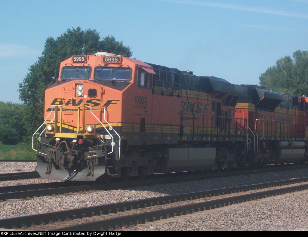BNSF 5995